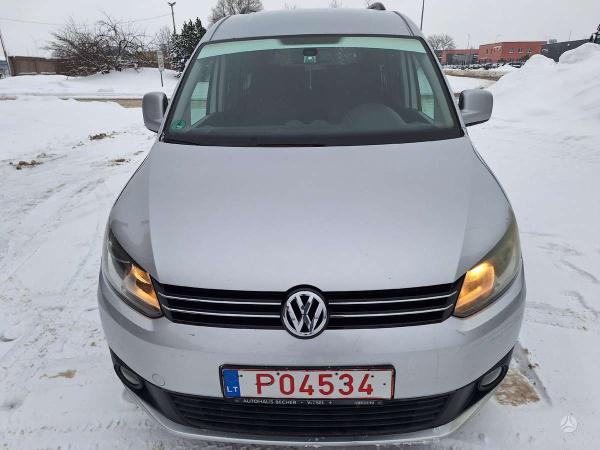 Grey Volkswagen Caddy 2011 in Telschi, with an engine capacity of 1.60 L and mileage of 280 thousand km for 6450 €, photo 3 on AUTOMOTO.COM.LV