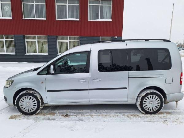 Grey Volkswagen Caddy 2011 in Telschi, with an engine capacity of 1.60 L and mileage of 280 thousand km for 6450 €, photo 6 on AUTOMOTO.COM.LV