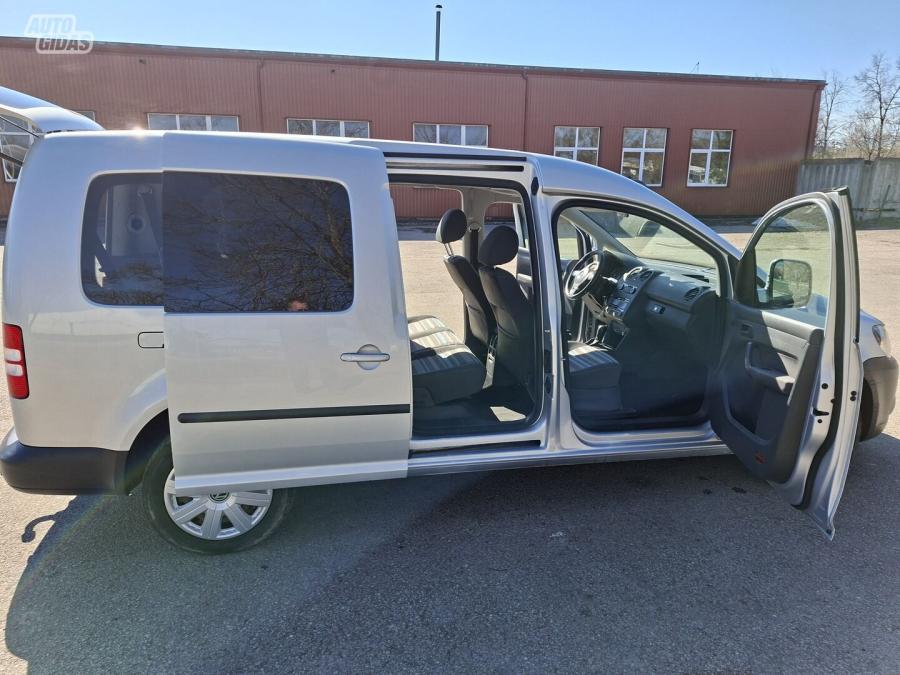 Grey Volkswagen Caddy 2011 in Telschi, with an engine capacity of 2.00 L and mileage of 350 thousand km for 9000 €, photo 9 on AUTOMOTO.COM.LV