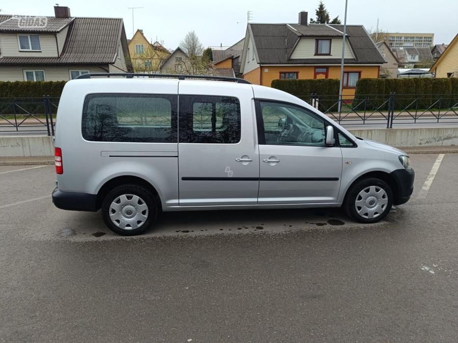 Grey Volkswagen Caddy 2011 in Telschi, with an engine capacity of 1.60 L and mileage of 232 thousand km for 6999 €, photo 12 on AUTOMOTO.COM.LV