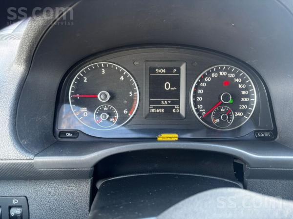 Grey Volkswagen Caddy 2011 in Liepaja, with an engine capacity of 1.60 L and mileage of 306 thousand km for 4500 €, photo 6 on AUTOMOTO.COM.LV