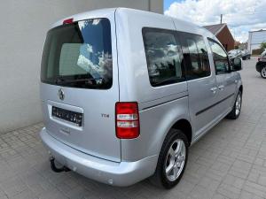 Pelēks Volkswagen Caddy 2011 Marijampole, ar dzinēja tilpumu 1.60 L un nobraukumu 318 tūkst. km par 5300 €, foto 5 vietnē AUTOMOTO.COM.LV