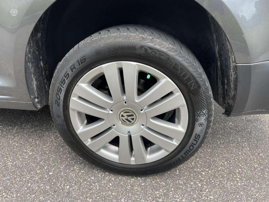 Pelēks Volkswagen Caddy 2011 Viļņa, ar dzinēja tilpumu 1.60 L un nobraukumu 211 tūkst. km par 8350 €, foto 11 vietnē AUTOMOTO.COM.LV
