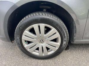 Pelēks Volkswagen Caddy 2011 Viļņa, ar dzinēja tilpumu 1.60 L un nobraukumu 211 tūkst. km par 8350 €, foto 13 vietnē AUTOMOTO.COM.LV