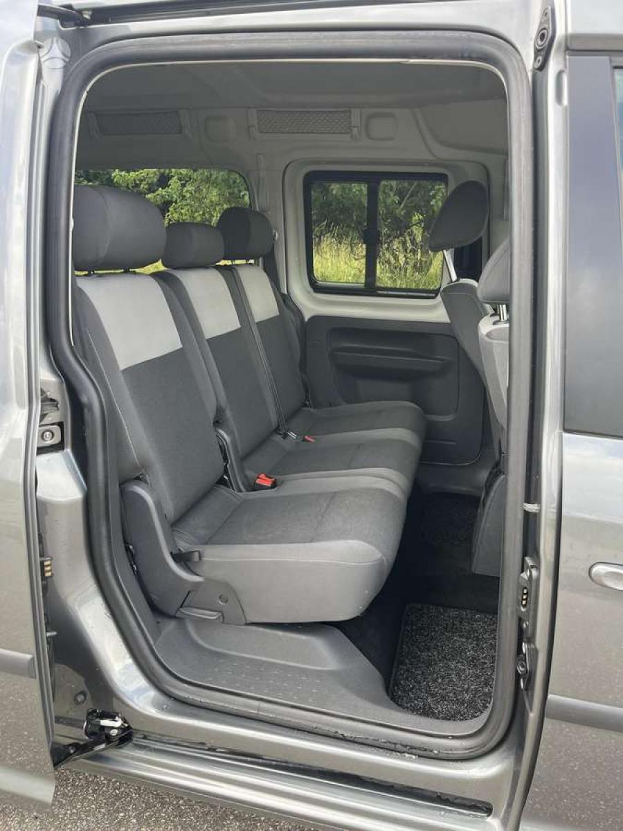 Pelēks Volkswagen Caddy 2011 Viļņa, ar dzinēja tilpumu 1.60 L un nobraukumu 211 tūkst. km par 8350 €, foto 20 vietnē AUTOMOTO.COM.LV