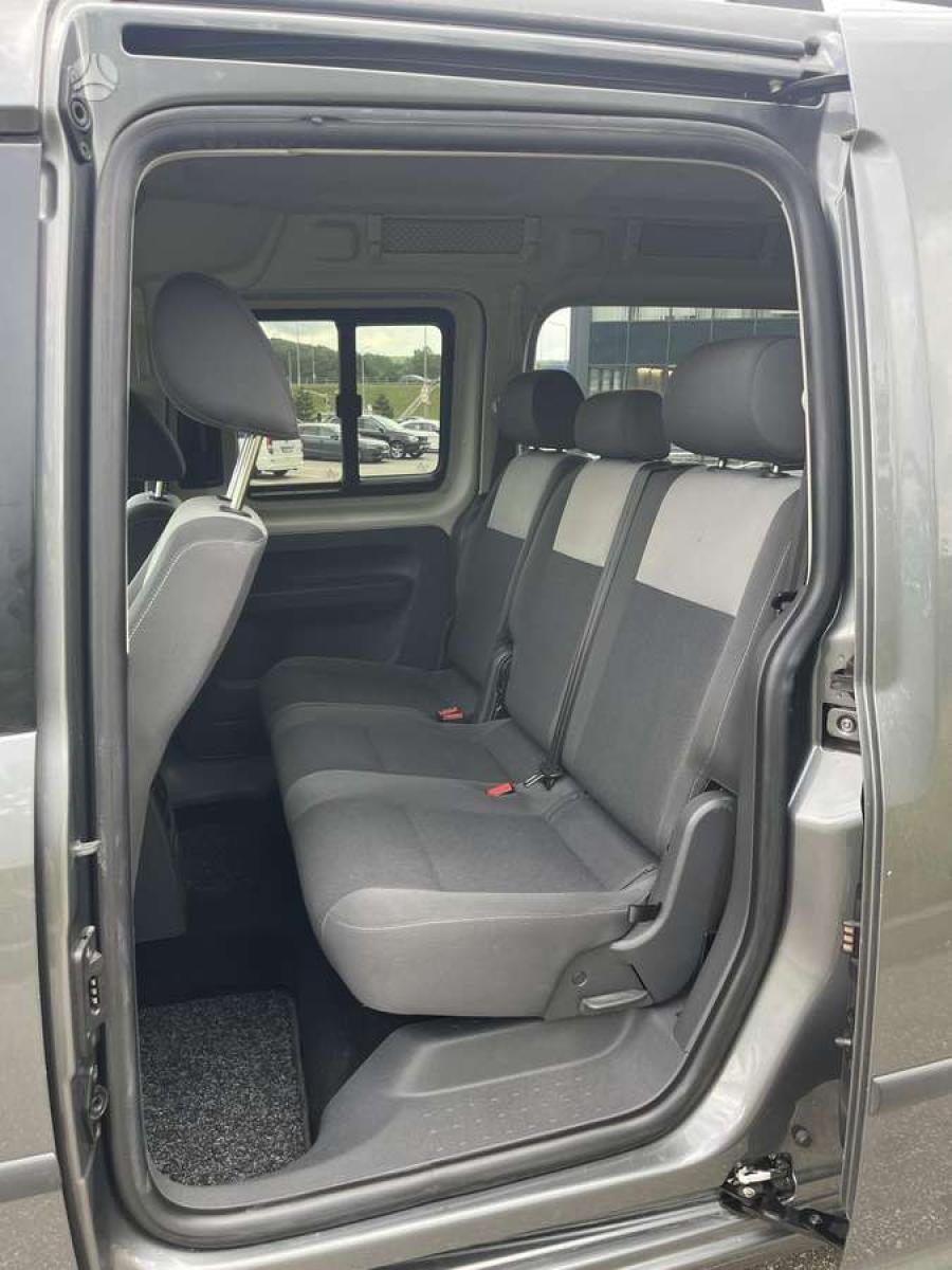 Pelēks Volkswagen Caddy 2011 Viļņa, ar dzinēja tilpumu 1.60 L un nobraukumu 211 tūkst. km par 8350 €, foto 21 vietnē AUTOMOTO.COM.LV