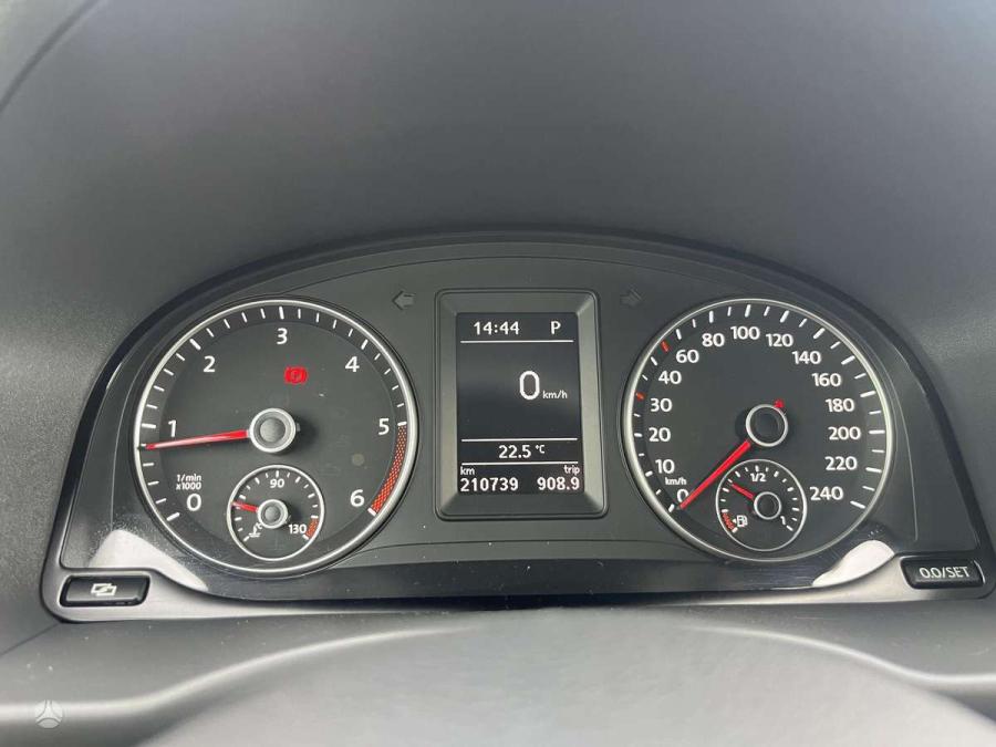 Pelēks Volkswagen Caddy 2011 Viļņa, ar dzinēja tilpumu 1.60 L un nobraukumu 211 tūkst. km par 8350 €, foto 28 vietnē AUTOMOTO.COM.LV