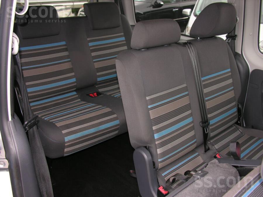 Pelēks Volkswagen Caddy 2011 Rīga, ar dzinēja tilpumu 1.60 L un nobraukumu 0 tūkst. km par 6950 €, foto 9 vietnē AUTOMOTO.COM.LV