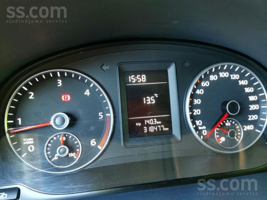 Grey Volkswagen Caddy 2011 in Riga, with an engine capacity of 1.60 L and mileage of 318 thousand km for 4000 €, photo 8 on AUTOMOTO.COM.LV