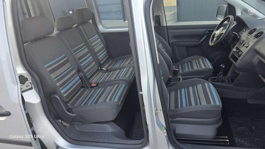 Pelēks Volkswagen Caddy 2011 Klaipėda, ar dzinēja tilpumu 1.20 L un nobraukumu 232 tūkst. km par 4590 €, foto 5 vietnē AUTOMOTO.COM.LV