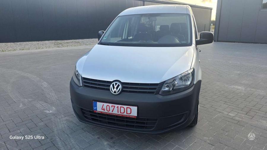 Pelēks Volkswagen Caddy 2011 Klaipėda, ar dzinēja tilpumu 1.20 L un nobraukumu 232 tūkst. km par 4590 €, foto 12 vietnē AUTOMOTO.COM.LV