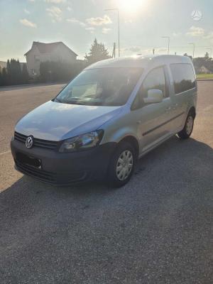 Grey Volkswagen Caddy 2011 in Raseiniai, with an engine capacity of 1.60 L and mileage of 348 thousand km for 4650 €, photo 3 on AUTOMOTO.COM.LV