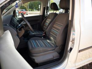 Grey Volkswagen Caddy 2011 in Liepaja, with an engine capacity of 1.60 L and mileage of 392 thousand km for 4000 €, photo 15 on AUTOMOTO.COM.LV