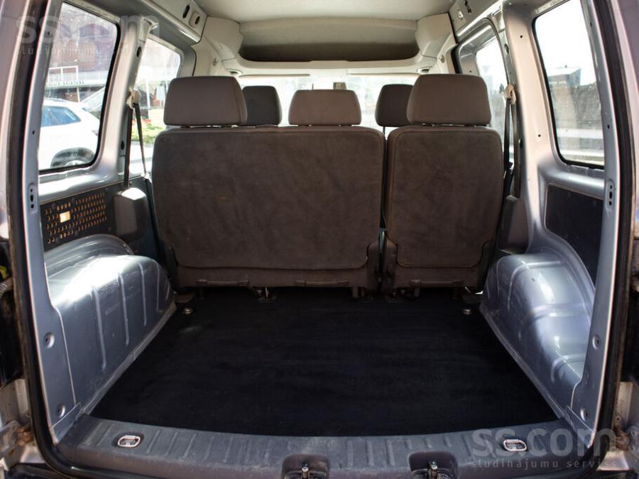 Grey Volkswagen Caddy 2011 in Liepaja, with an engine capacity of 1.60 L and mileage of 392 thousand km for 4000 €, photo 21 on AUTOMOTO.COM.LV