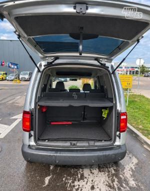 Pelēks Volkswagen Caddy 2011 Viļņa, ar dzinēja tilpumu 1.60 L un nobraukumu 227 tūkst. km par 5900 €, foto 7 vietnē AUTOMOTO.COM.LV