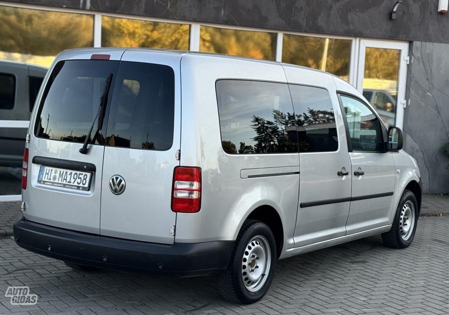 Grey Volkswagen Caddy 2011 in Radviliskis, with an engine capacity of 1.60 L and mileage of 248 thousand km for 6250 €, photo 9 on AUTOMOTO.COM.LV