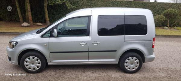Grey Volkswagen Caddy 2012 in Kedainiai, with an engine capacity of 1.60 L and mileage of 239 thousand km for 6499 €, photo 7 on AUTOMOTO.COM.LV