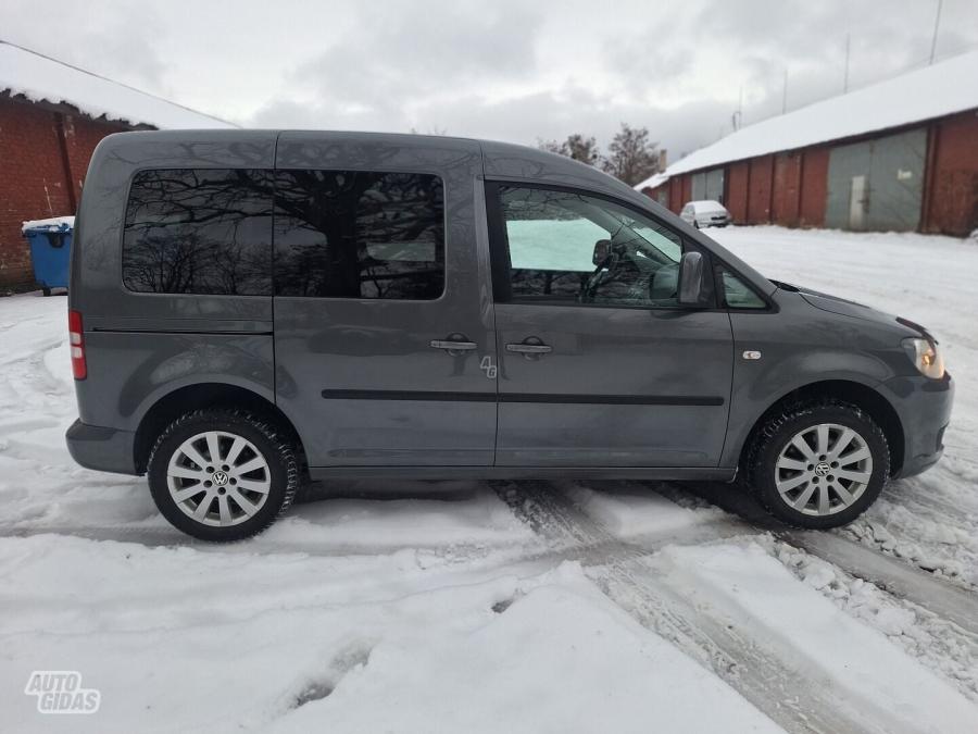 Pelēks Volkswagen Caddy 2012 Prienai, ar dzinēja tilpumu 1.60 L un nobraukumu 296 tūkst. km par 5750 €, foto 2 vietnē AUTOMOTO.COM.LV