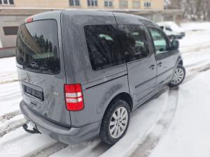 Pelēks Volkswagen Caddy 2012 Prienai, ar dzinēja tilpumu 1.60 L un nobraukumu 296 tūkst. km par 5750 €, foto 23 vietnē AUTOMOTO.COM.LV