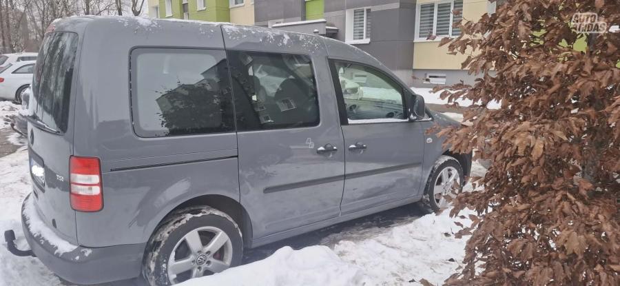 Grey Volkswagen Caddy 2012 in Vilnius, with an engine capacity of 1.20 L and mileage of 212 thousand km for 4950 €, photo 7 on AUTOMOTO.COM.LV