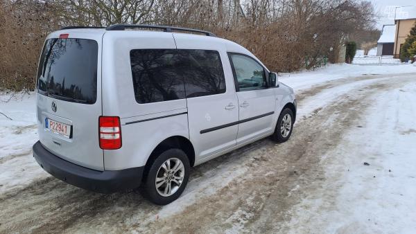 Pelēks Volkswagen Caddy 2012 Viļņa, ar dzinēja tilpumu 1.60 L un nobraukumu 289 tūkst. km par 5350 €, foto 4 vietnē AUTOMOTO.COM.LV