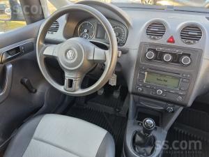 Grey Volkswagen Caddy 2012 in Rezekne, with an engine capacity of 1.60 L and mileage of 0 thousand km for 4700 €, photo 12 on AUTOMOTO.COM.LV