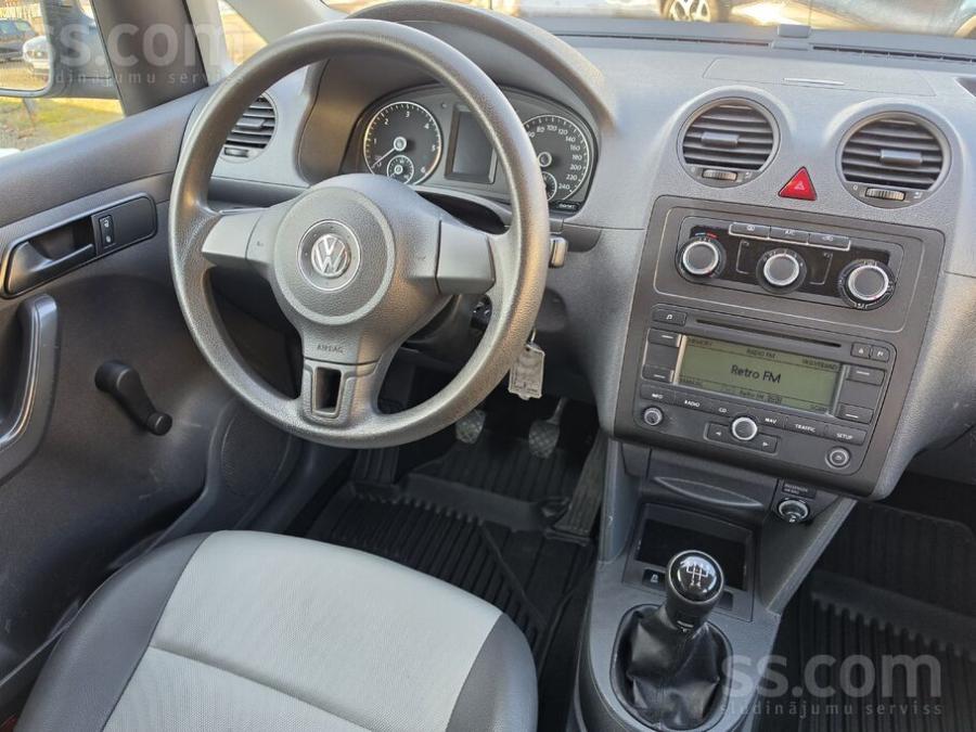 Grey Volkswagen Caddy 2012 in Rezekne, with an engine capacity of 1.60 L and mileage of 0 thousand km for 4700 €, photo 12 on AUTOMOTO.COM.LV
