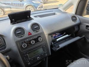 Grey Volkswagen Caddy 2012 in Rezekne, with an engine capacity of 1.60 L and mileage of 0 thousand km for 4700 €, photo 16 on AUTOMOTO.COM.LV