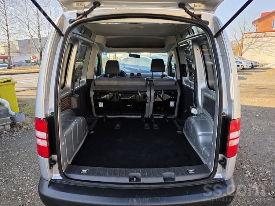 Grey Volkswagen Caddy 2012 in Rezekne, with an engine capacity of 1.60 L and mileage of 0 thousand km for 4700 €, photo 20 on AUTOMOTO.COM.LV