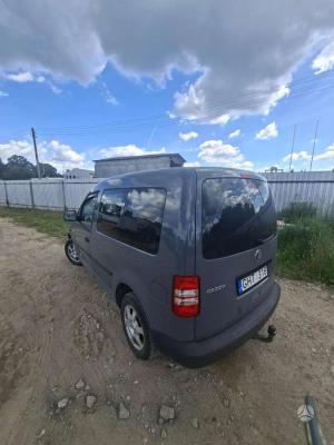 Grey Volkswagen Caddy 2012 in Vilnius, with an engine capacity of 1.97 L and mileage of 254 thousand km for 4840 €, photo 7 on AUTOMOTO.COM.LV