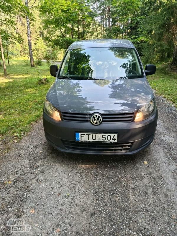 Grey Volkswagen Caddy 2012 in Prienai, with an engine capacity of 1.60 L and mileage of 417 thousand km for 4250 €, photo 2 on AUTOMOTO.COM.LV