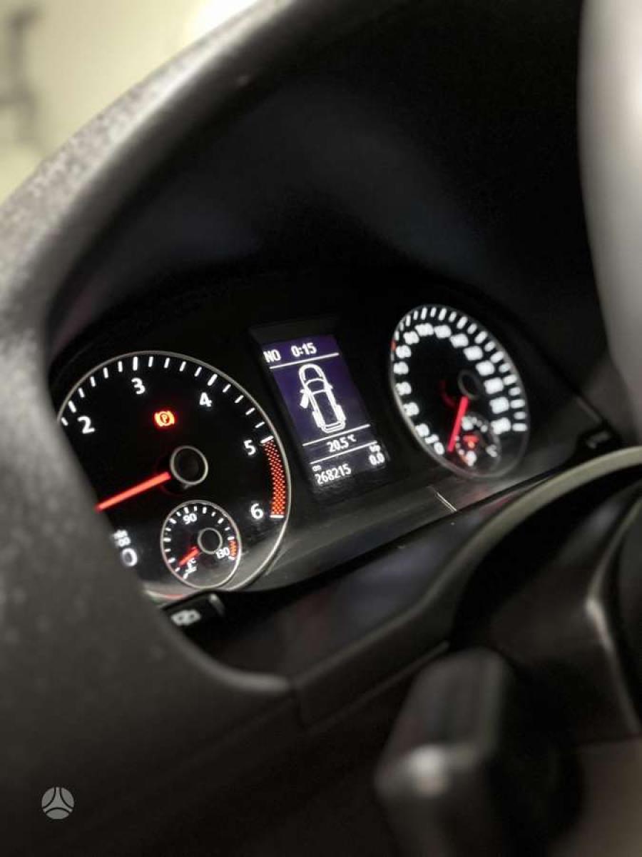 Grey Volkswagen Caddy 2012 in Klaipeda, with an engine capacity of 1.60 L and mileage of 268 thousand km for 5500 €, photo 13 on AUTOMOTO.COM.LV