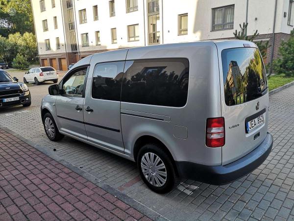 Volkswagen Caddy 2012 in Klaipeda on AUTOMOTO.COM.LV Grey Volkswagen Caddy 2012 in Klaipeda, with an engine capacity of 1.60 L and mileage of 300 thousand km for 5300 €, photo 10 on AUTOMOTO.COM.LV