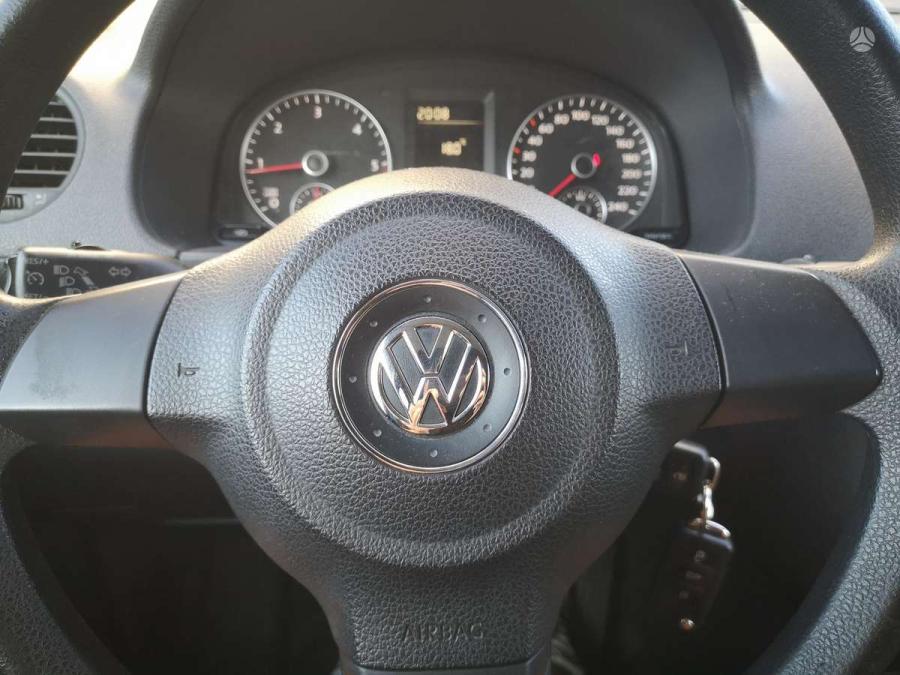 Grey Volkswagen Caddy 2012 in Klaipeda, with an engine capacity of 1.60 L and mileage of 300 thousand km for 5300 €, photo 16 on AUTOMOTO.COM.LV