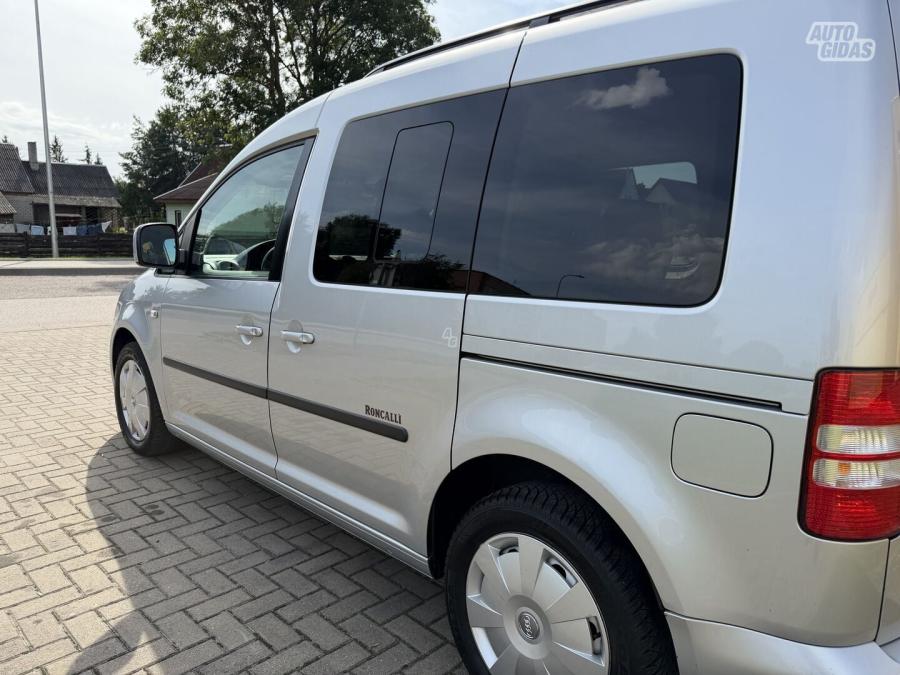 Grey Volkswagen Caddy 2012 in Kaisiadorys, with an engine capacity of 1.60 L and mileage of 262 thousand km for 5950 €, photo 14 on AUTOMOTO.COM.LV