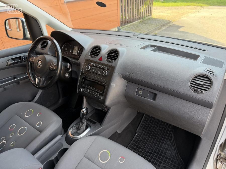 Grey Volkswagen Caddy 2012 in Kaisiadorys, with an engine capacity of 1.60 L and mileage of 262 thousand km for 5950 €, photo 22 on AUTOMOTO.COM.LV