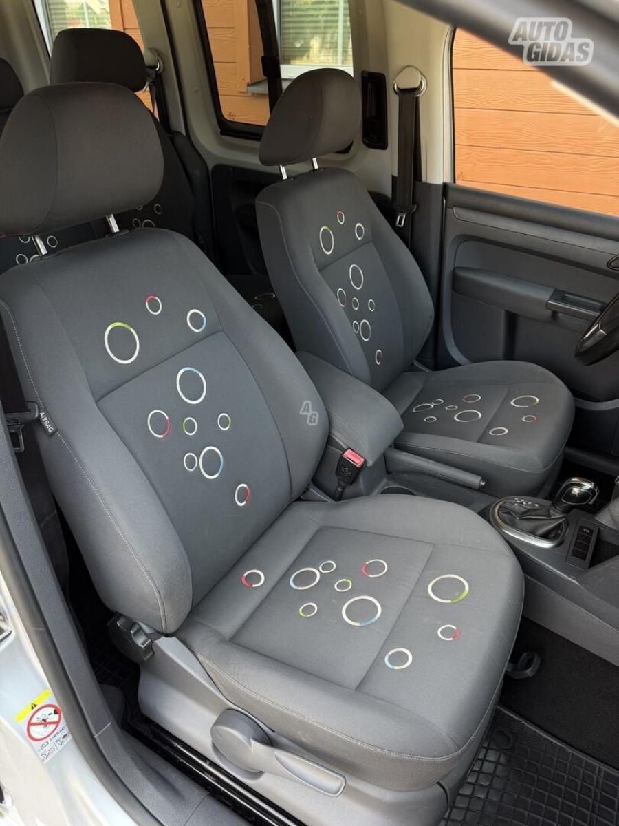 Grey Volkswagen Caddy 2012 in Kaisiadorys, with an engine capacity of 1.60 L and mileage of 262 thousand km for 5950 €, photo 23 on AUTOMOTO.COM.LV
