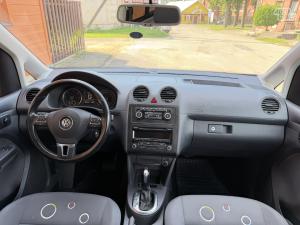 Grey Volkswagen Caddy 2012 in Kaisiadorys, with an engine capacity of 1.60 L and mileage of 262 thousand km for 5950 €, photo 26 on AUTOMOTO.COM.LV