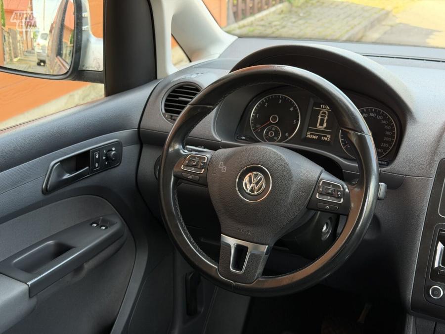 Grey Volkswagen Caddy 2012 in Kaisiadorys, with an engine capacity of 1.60 L and mileage of 262 thousand km for 5950 €, photo 27 on AUTOMOTO.COM.LV