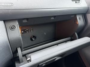 Grey Volkswagen Caddy 2012 in Kaisiadorys, with an engine capacity of 1.60 L and mileage of 262 thousand km for 5950 €, photo 32 on AUTOMOTO.COM.LV