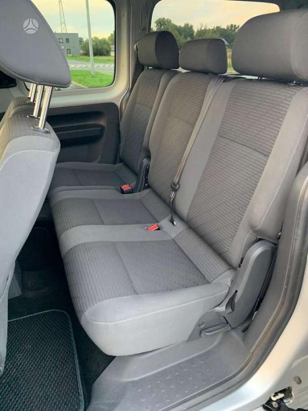 Pelēks Volkswagen Caddy 2012 Kauņa, ar dzinēja tilpumu 1.60 L un nobraukumu 195 tūkst. km par 9500 €, foto 7 vietnē AUTOMOTO.COM.LV
