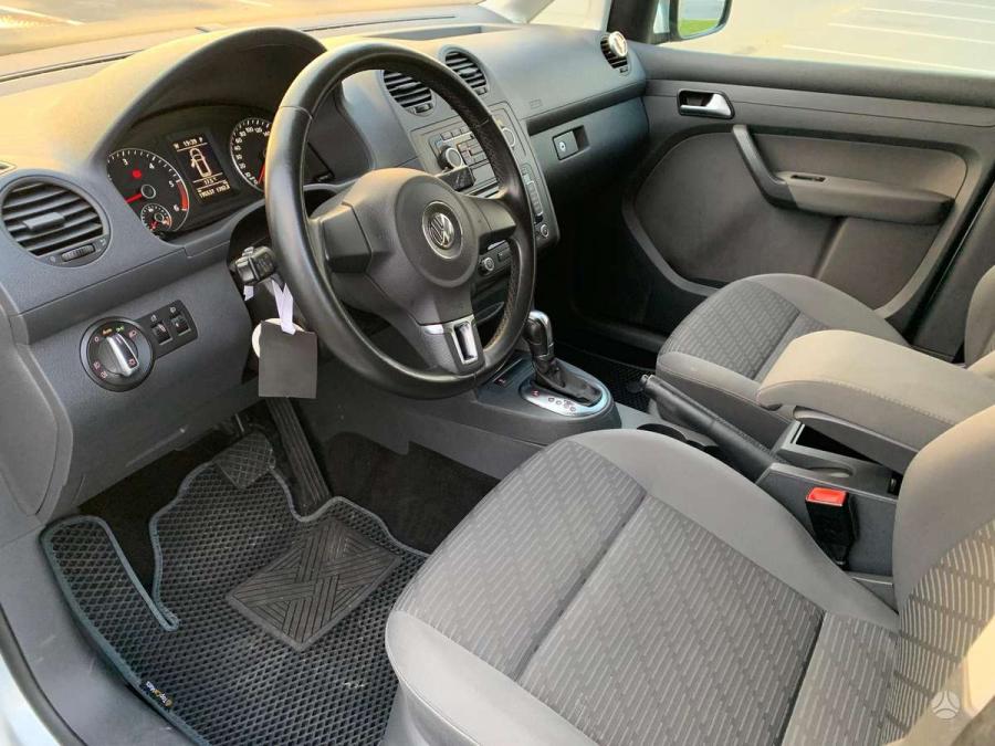 Pelēks Volkswagen Caddy 2012 Kauņa, ar dzinēja tilpumu 1.60 L un nobraukumu 195 tūkst. km par 9500 €, foto 9 vietnē AUTOMOTO.COM.LV