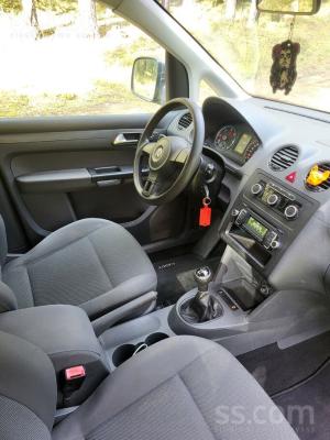Pelēks Volkswagen Caddy 2012 Rīga, ar dzinēja tilpumu 1.60 L un nobraukumu 260 tūkst. km par 3950 €, foto 11 vietnē AUTOMOTO.COM.LV