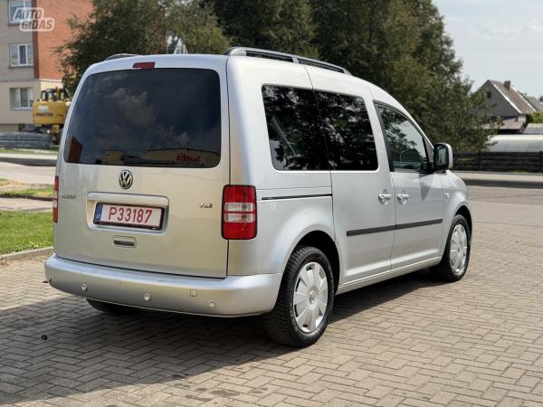 Volkswagen Caddy 2012 in Kaisiadorys on AUTOMOTO.COM.LV Grey Volkswagen Caddy 2012 in Kaisiadorys, with an engine capacity of 1.60 L and mileage of 262 thousand km for 5600 €, photo 9 on AUTOMOTO.COM.LV