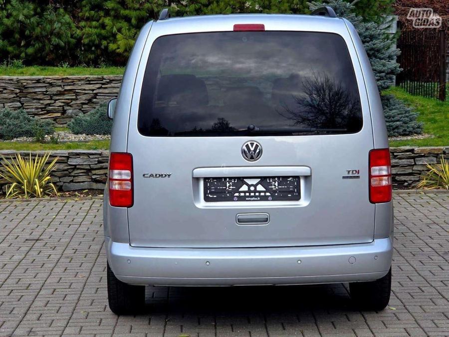 Pelēks Volkswagen Caddy 2013 Viļņa, ar dzinēja tilpumu 1.60 L un nobraukumu 237 tūkst. km par 7150 €, foto 7 vietnē AUTOMOTO.COM.LV