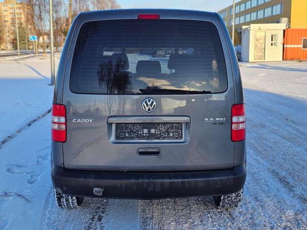 Grey Volkswagen Caddy 2013 in Rokiskis, with an engine capacity of 2.00 L and mileage of 380 thousand km for 4650 €, photo 4 on AUTOMOTO.COM.LV