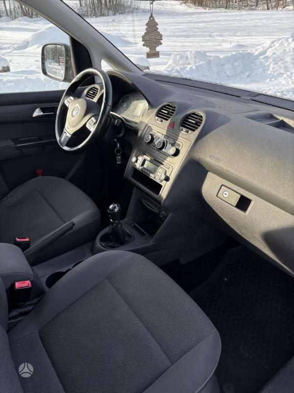 Pelēks Volkswagen Caddy 2013 Utena, ar dzinēja tilpumu 2.00 L un nobraukumu 253 tūkst. km par 7350 €, foto 8 vietnē AUTOMOTO.COM.LV