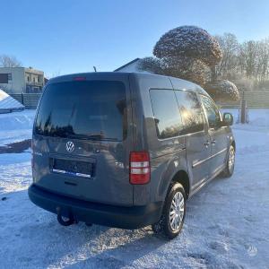 Grey Volkswagen Caddy 2013 in Marijampole, with an engine capacity of 1.20 L and mileage of 230 thousand km for 5700 €, photo 4 on AUTOMOTO.COM.LV
