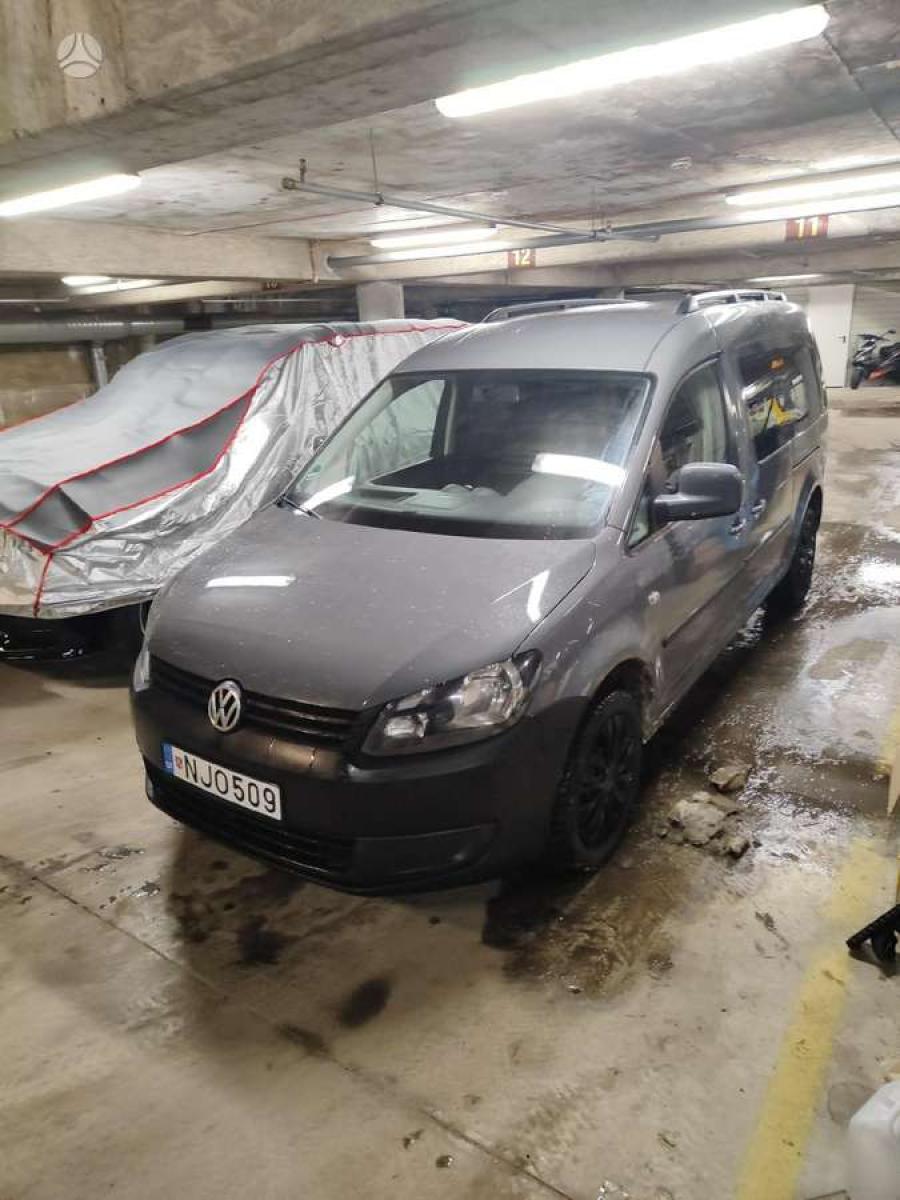 Grey Volkswagen Caddy 2013 in Kaunas, with an engine capacity of 1.60 L and mileage of 308 thousand km for 7700 €, photo 1 on AUTOMOTO.COM.LV