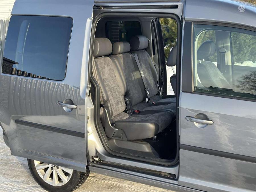 Grey Volkswagen Caddy 2013 in Kedainiai, with an engine capacity of 1.97 L and mileage of 82 thousand km for 14300 €, photo 15 on AUTOMOTO.COM.LV